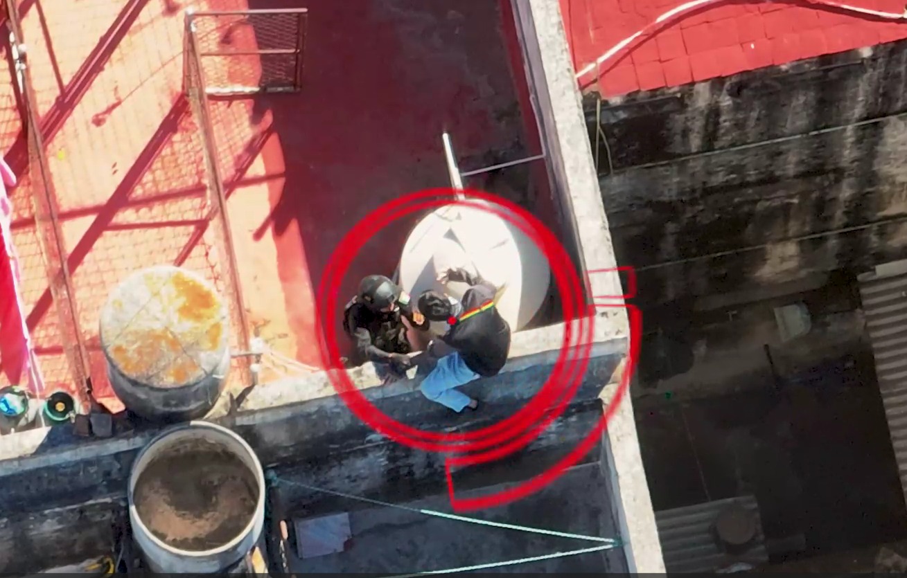 Asegura SSPC masculino merodeando en azoteas Infonavit Los Fresnos | Vive Puerto Vallarta